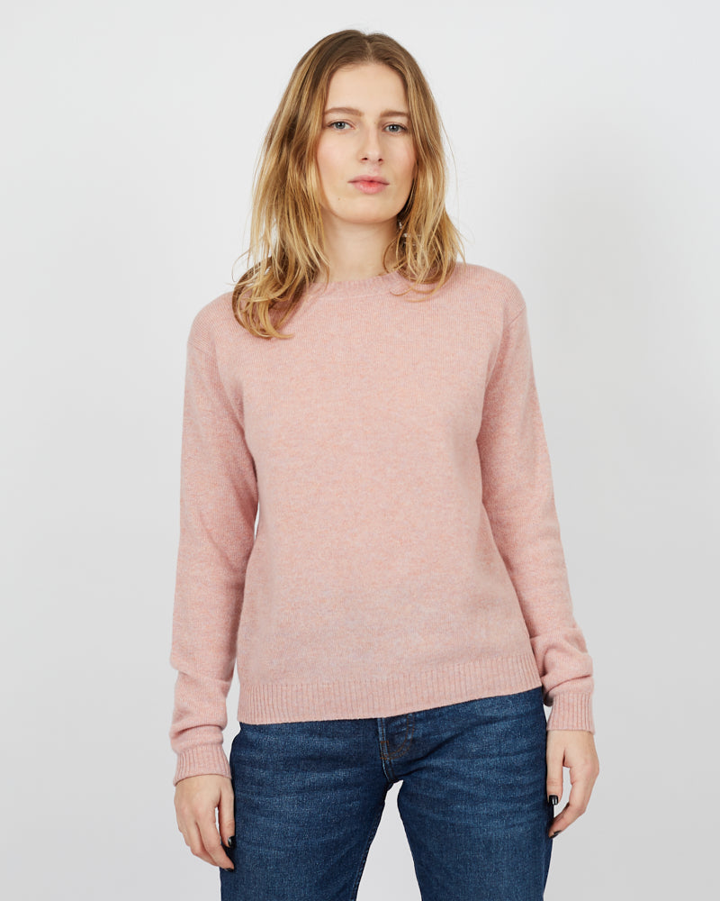 Virgo Superlight blush 12 – Alexandra Golovanoff